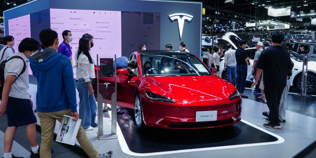 Ny Tesla model Y netop kommet til Danmark: Så meget koster den