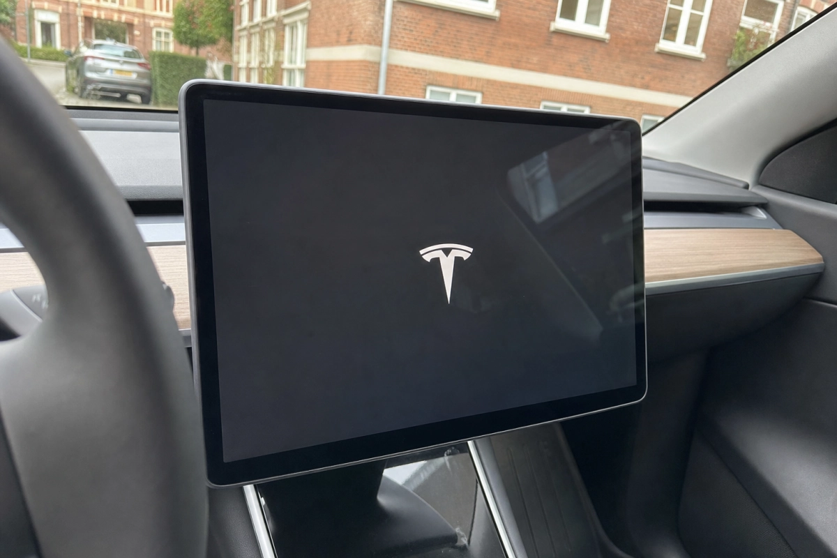 Tesla FSD godkendt i Danmark: Kun 30.000 af 95.000 biler kan faktisk ...
